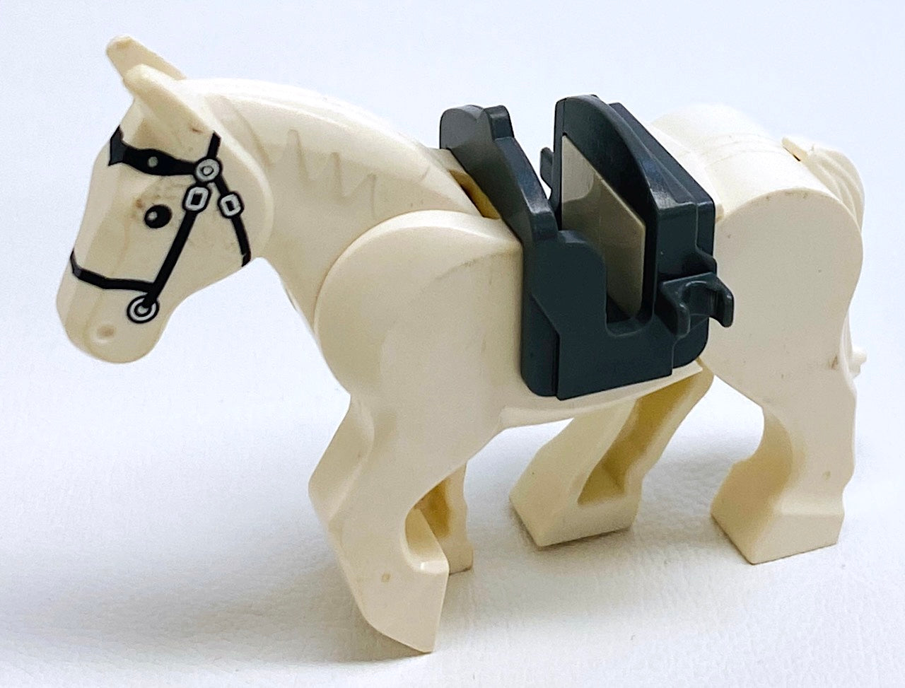 LEGO Animal Horse With Movable Legs and Dark Bluish Grey 2 Clip Saddle ...