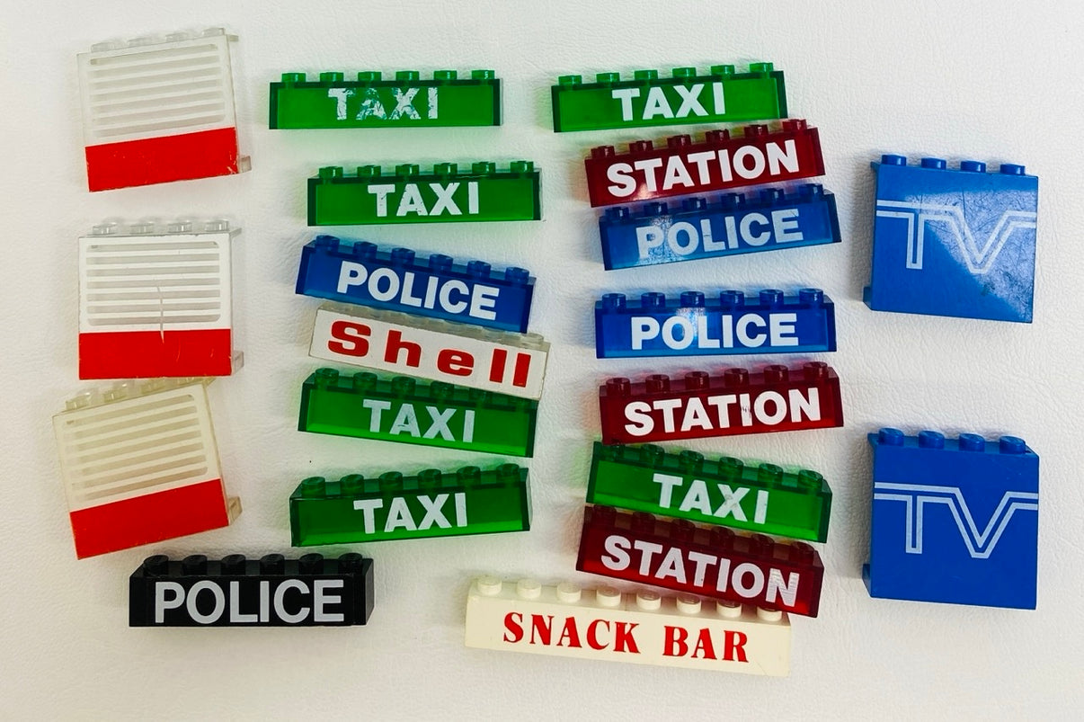 LEGO Vintage Printed Pieces Fun Pack City Town Signs - Includes Transp ...