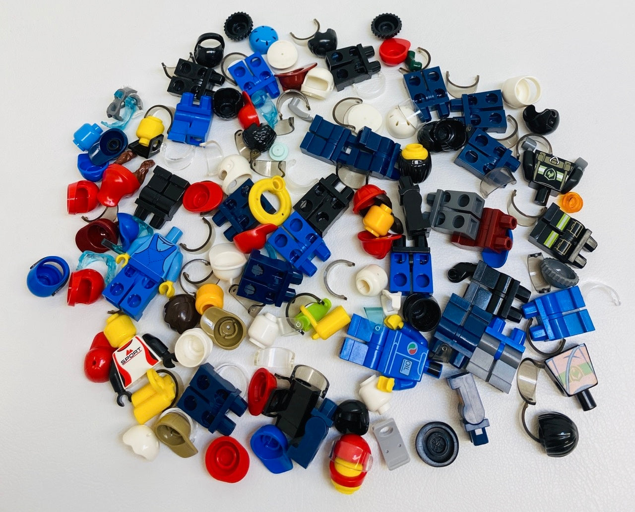 LEGO Minifigure Pieces Fun Pack Mixed Heads Torsos Legs Headgear ...