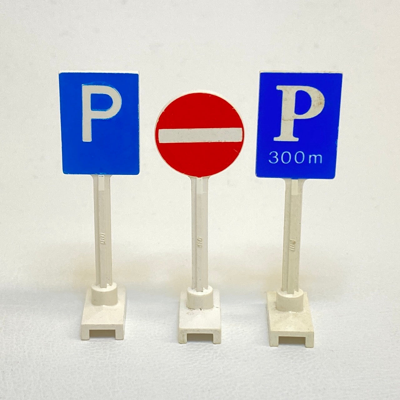 LEGO Vintage Road Signs Mixed Fun Pack City Town – BrickResales